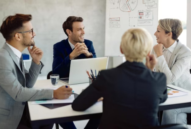 Research & Analysis – Luminous Apparel Associates